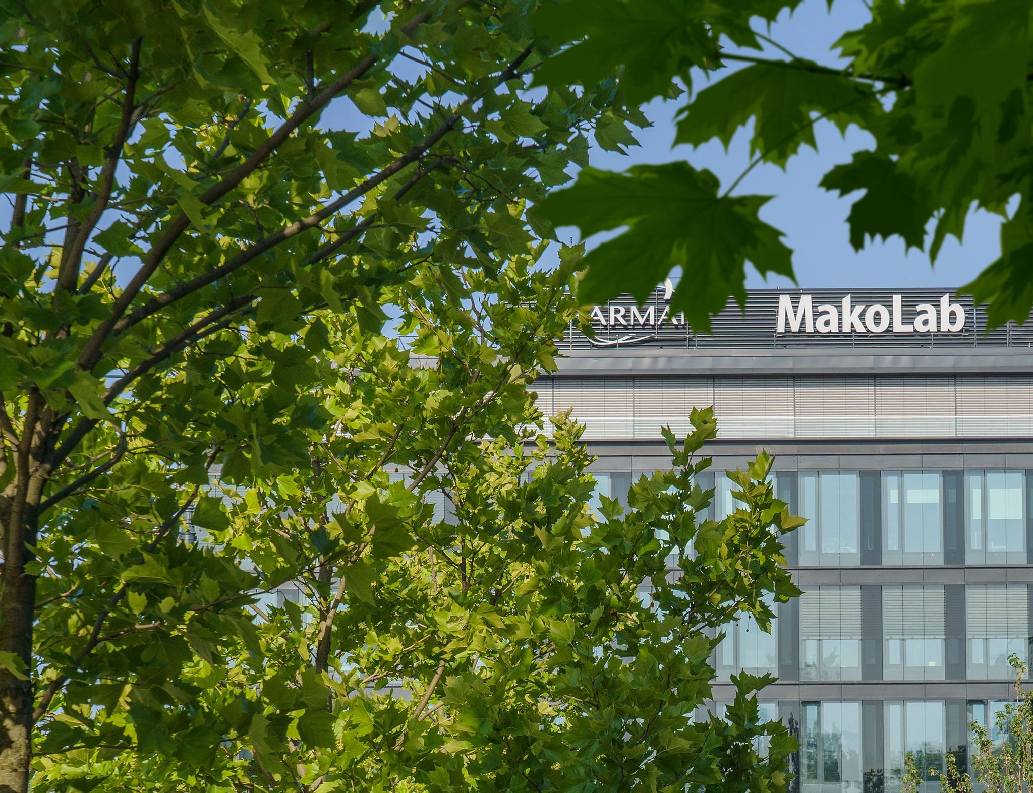 Who are we? | MakoLab